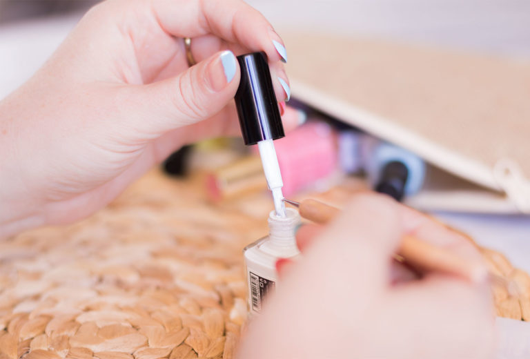 Nailart #9 : la french en dentelle | Les Petits Boudins - Le Blog